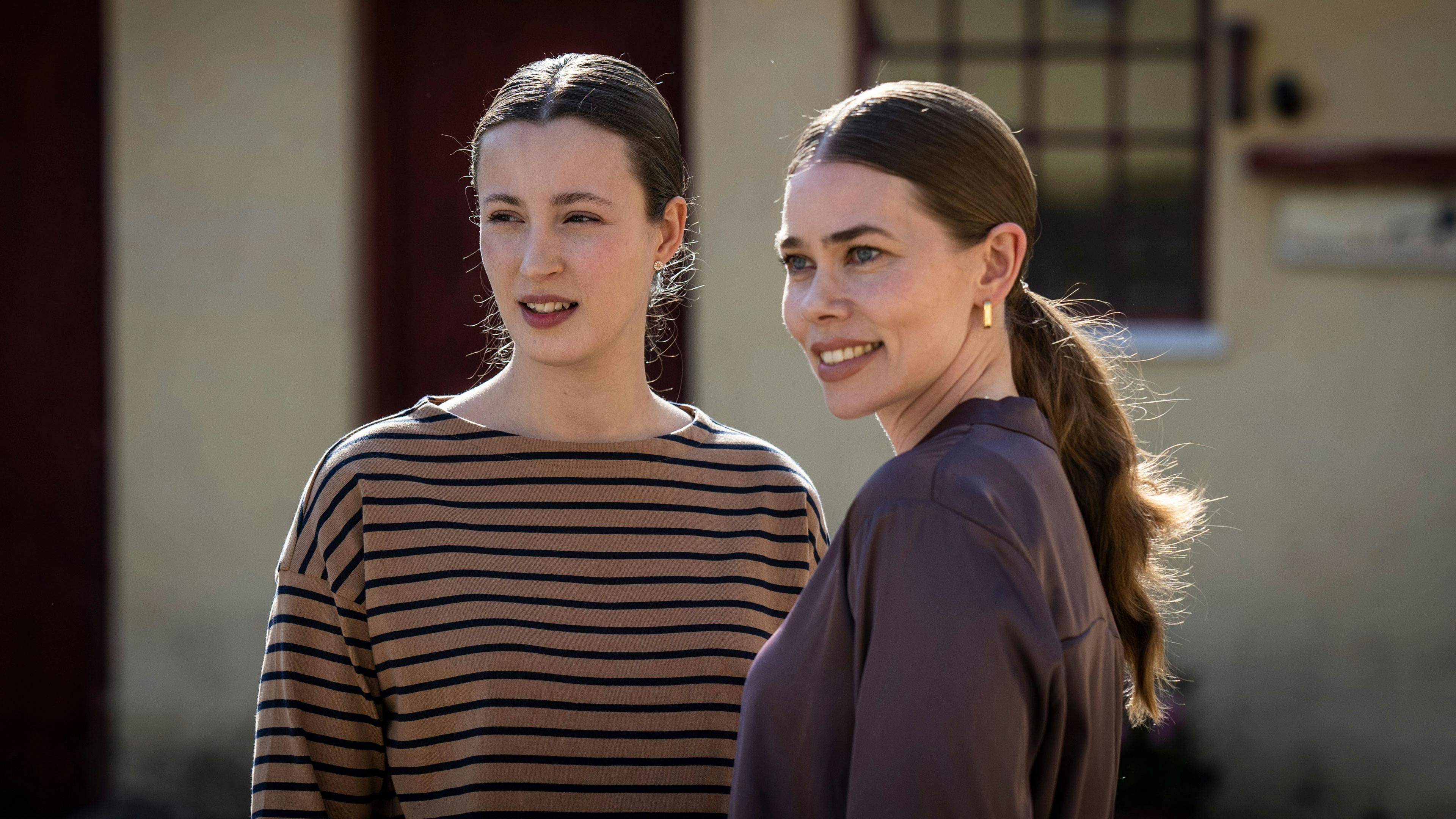 Anmeldelse af 'Dark Horse' | Vi Elsker Serier