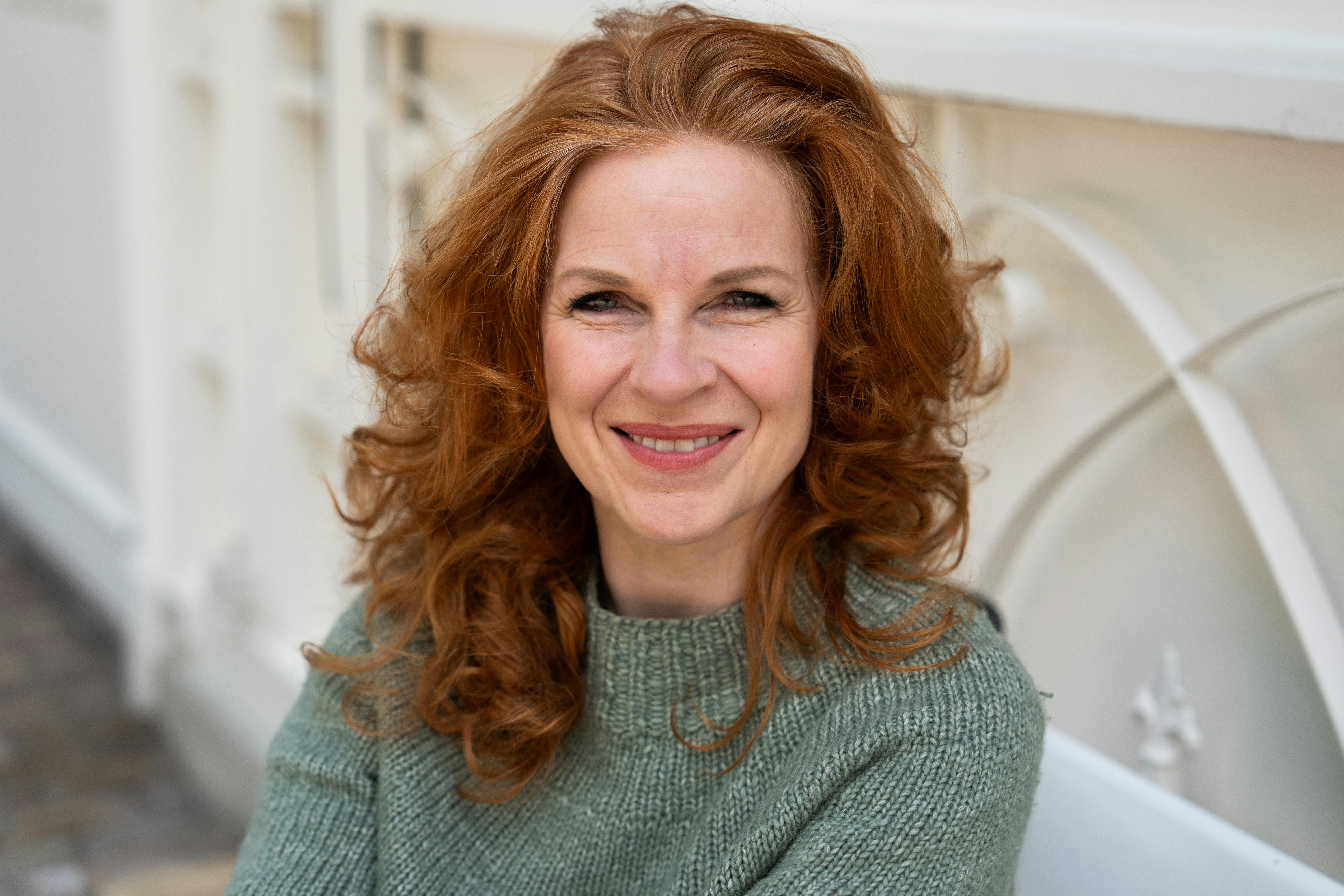 Interview med Rikke Buch Bendtsen fra årets Tivoli Revy 2024 | Vi ...