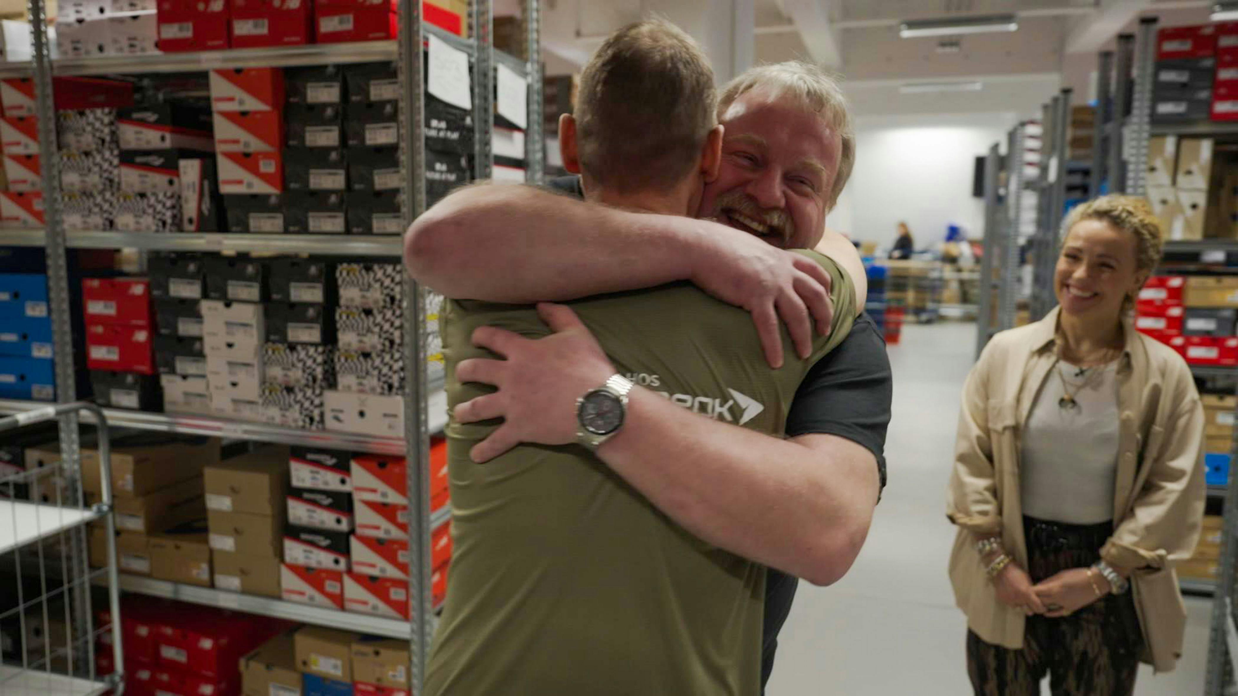 Anmeldelse af 'Venner igen' på DR | Vi Elsker Serier