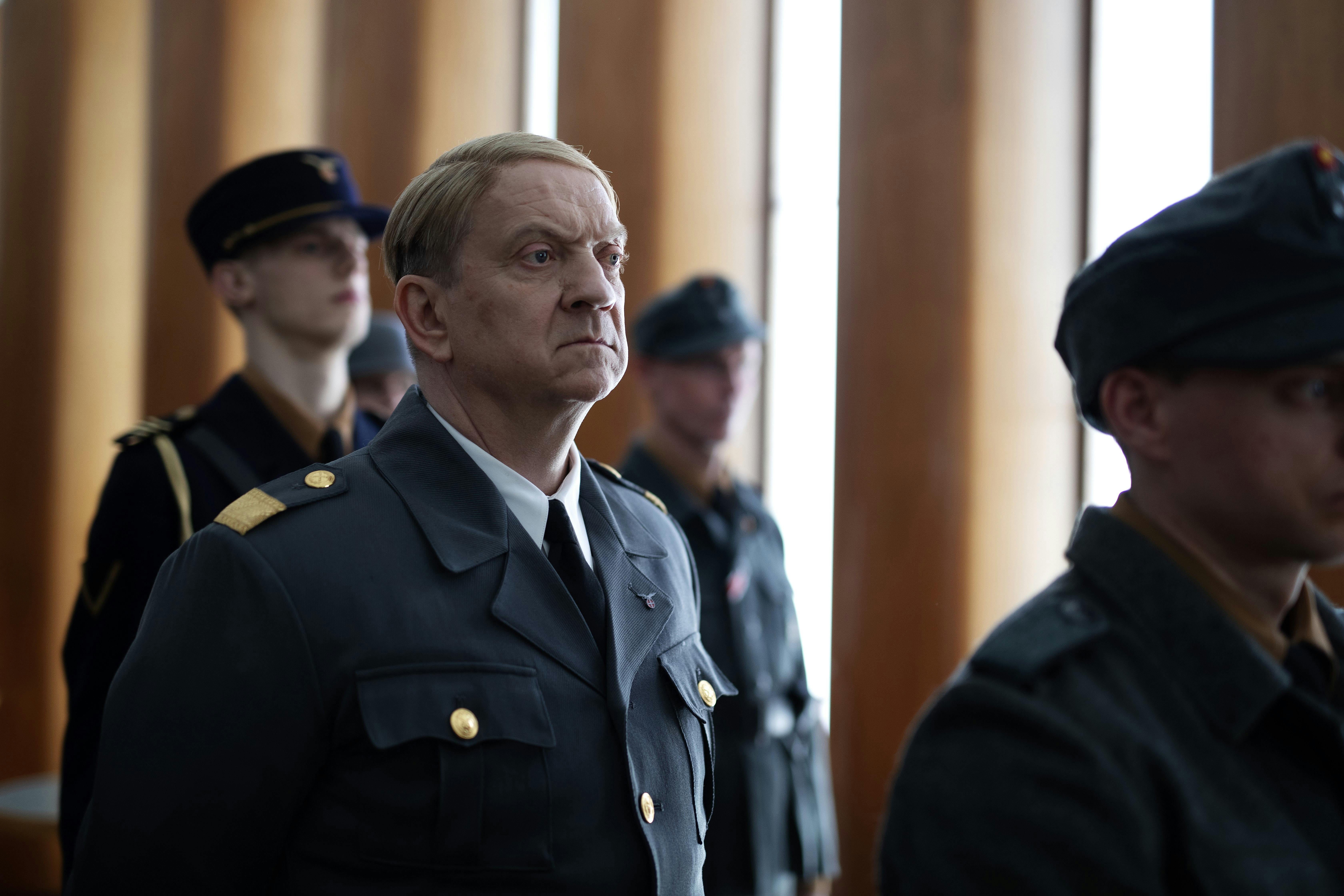 Anmeldelse af 'Quislings sidste dage' | Vi Elsker Serier