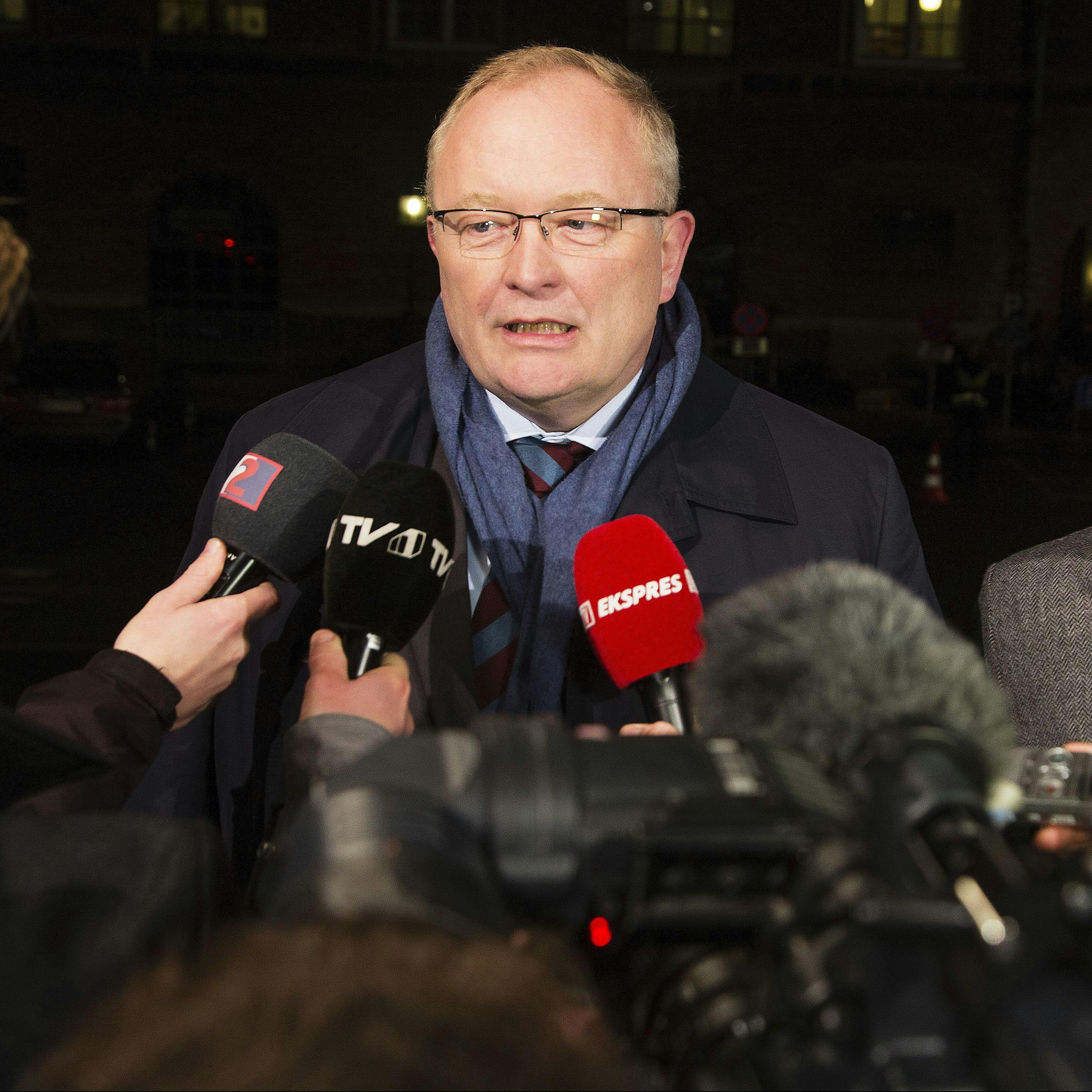 Skuespiller Bjarne Henriksen stiller op i dansk politik | Vi Elsker Serier