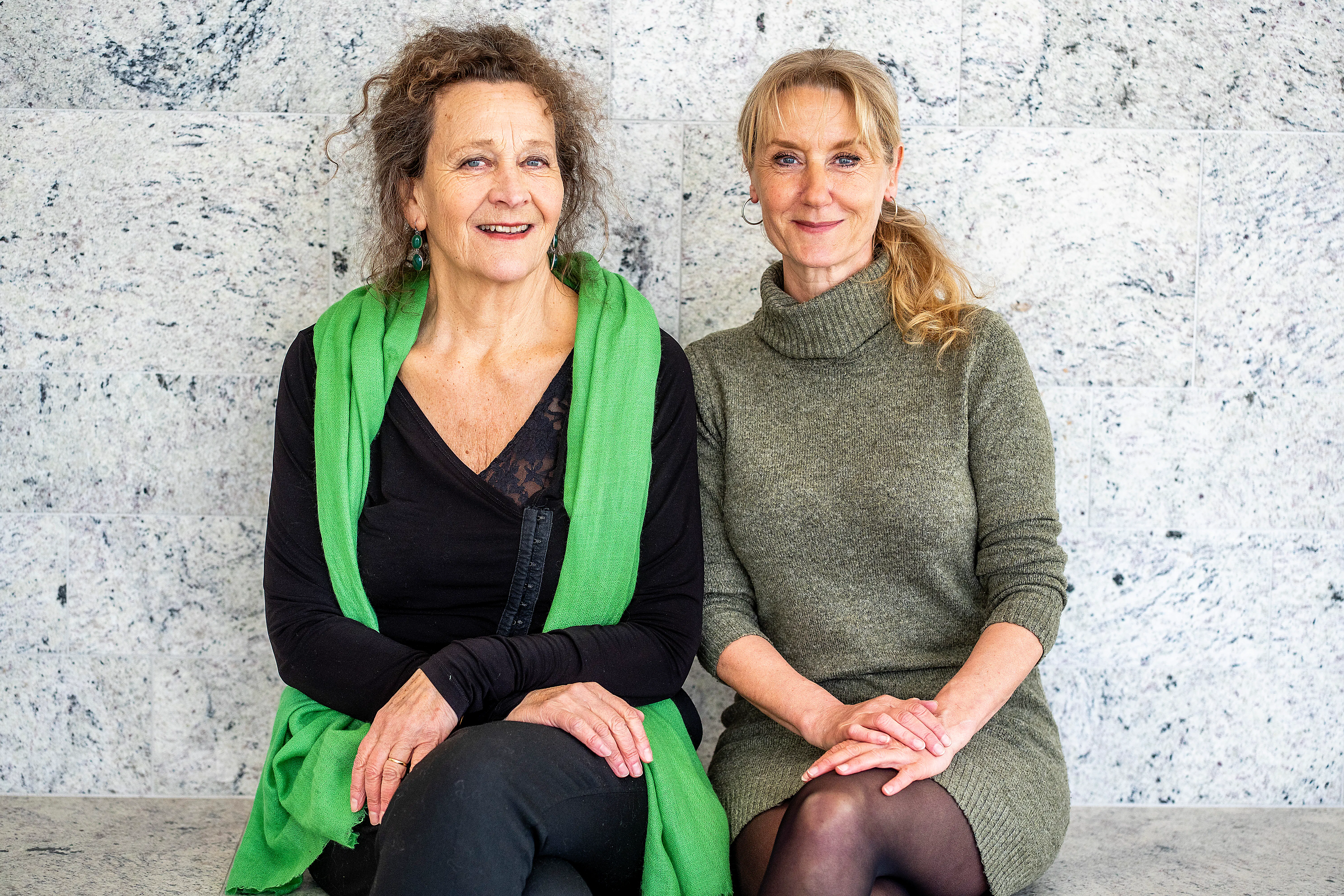 Ulla Henningsen og Anette Støvelbæk fra 'Generationer' i podcasten Det ...
