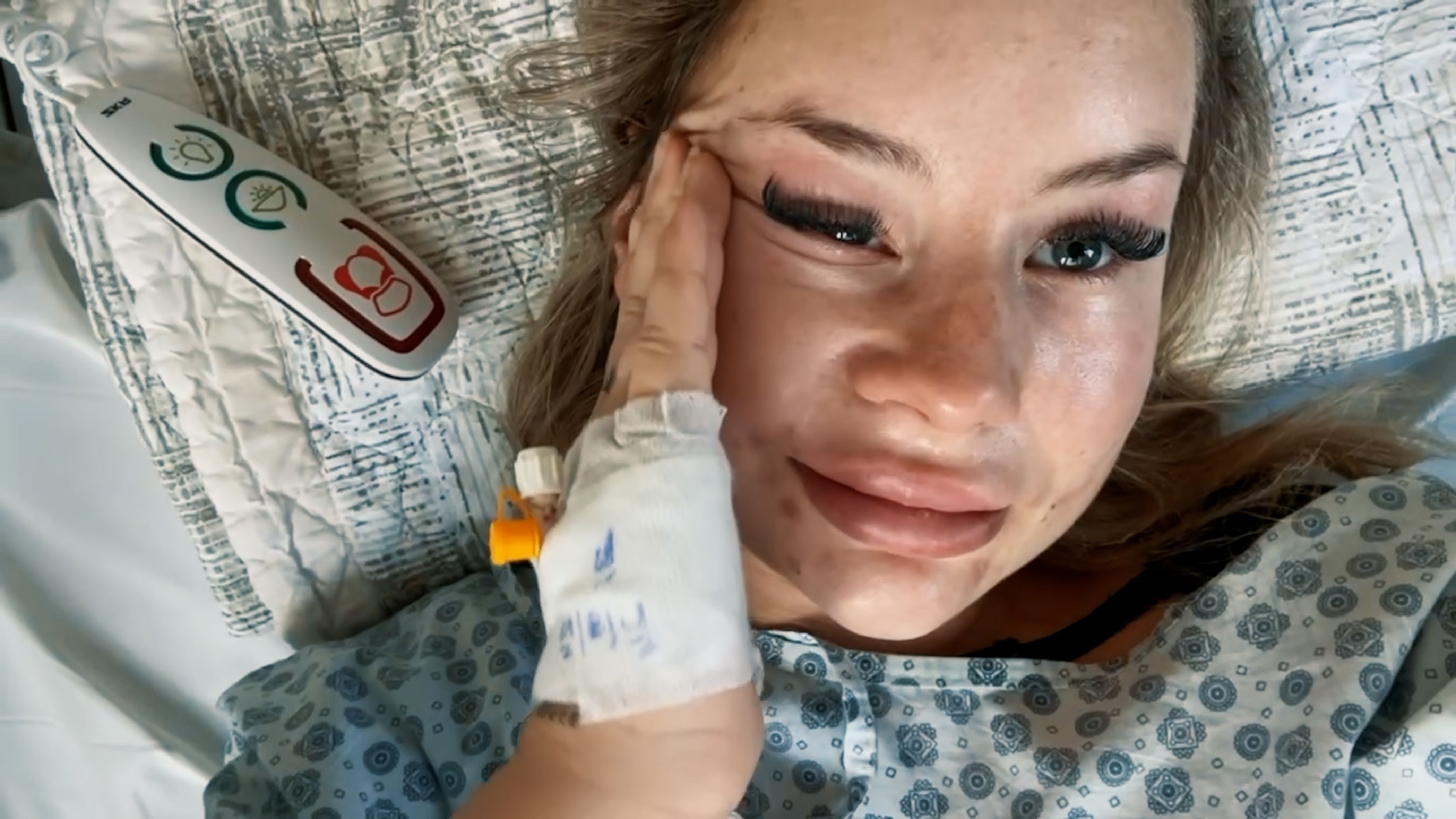 Anmeldelse af 'Løgnen i dit feed' | Vi Elsker Serier