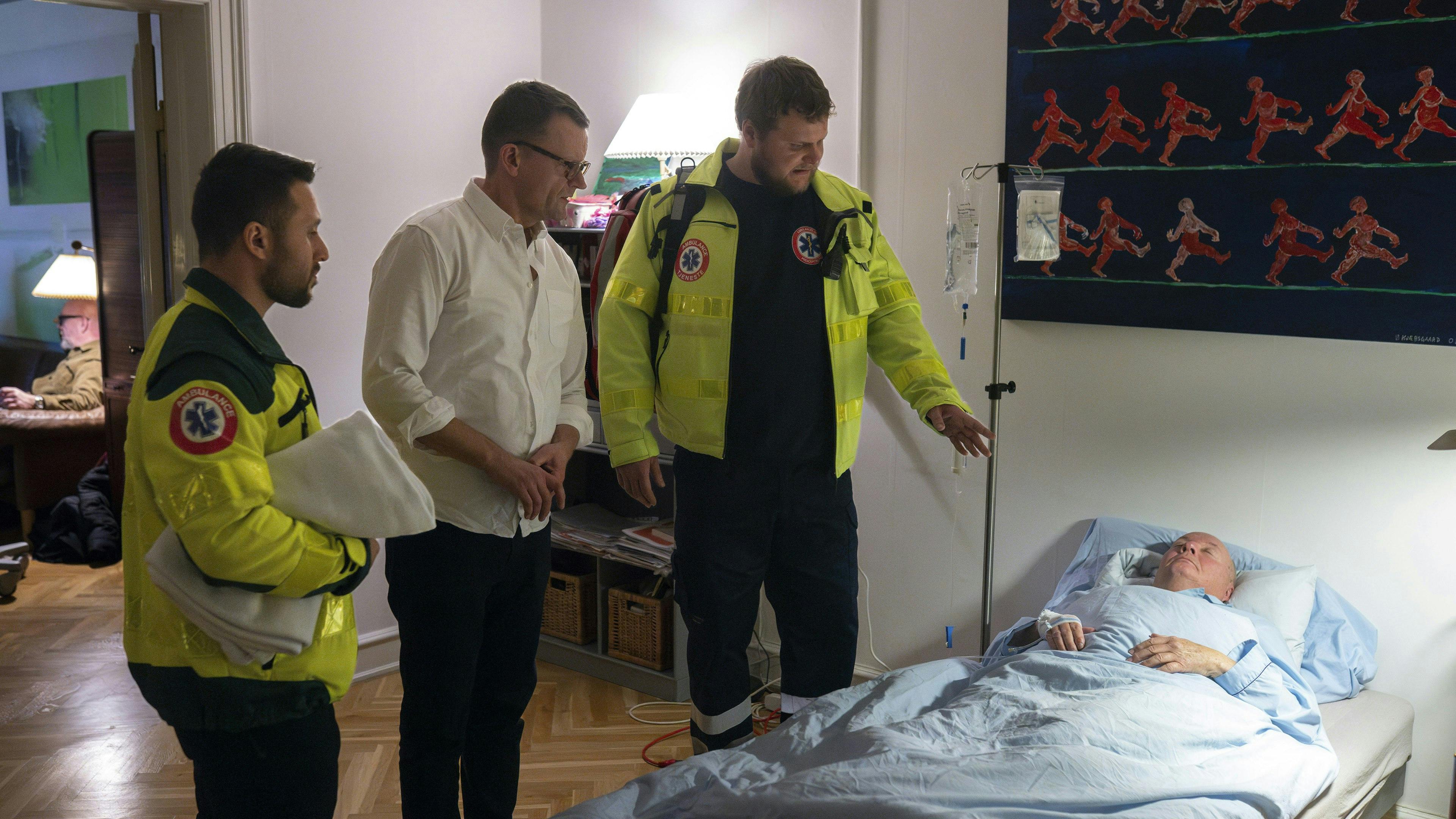 Sara Blædel og hendes kendte søn spiller med i samme tv-serie | Vi Elsker Serier